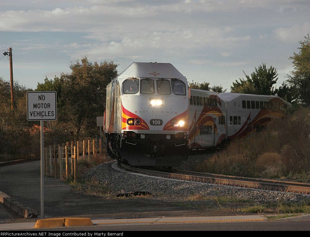 NMRX 109 With Tr 511 at St. Michaels Dr.